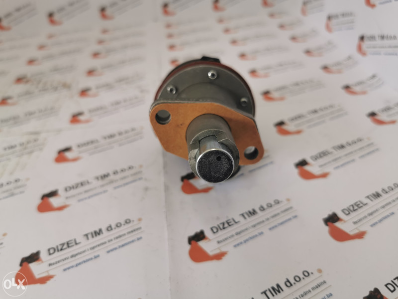 AC pumpa PERKINS 130506140 - Rezervni dijelovi - OLX.ba