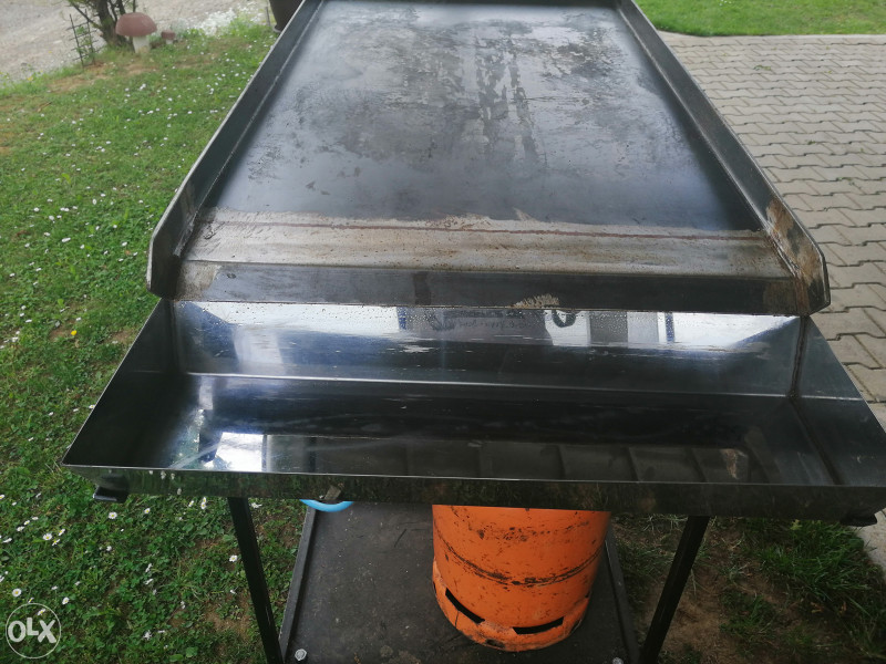 Rostilj na plin - Peći štednjaci i roštilji - OLX.ba