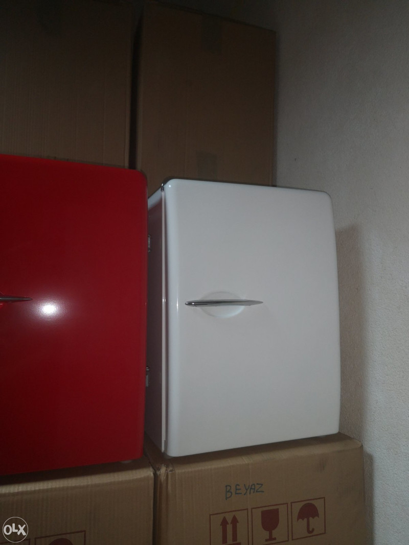 AKCIJA - Mini bar-mini frižider -FME 40 Glass- crni - Rashladne vitrine ...