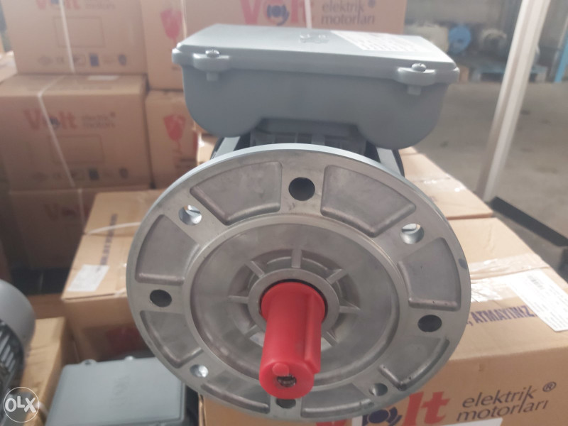 ELEKTRO MOTOR 1.1kw 1400obrt. MONOFAZNI NOV! - Elektromotori i agregati - OLX.ba