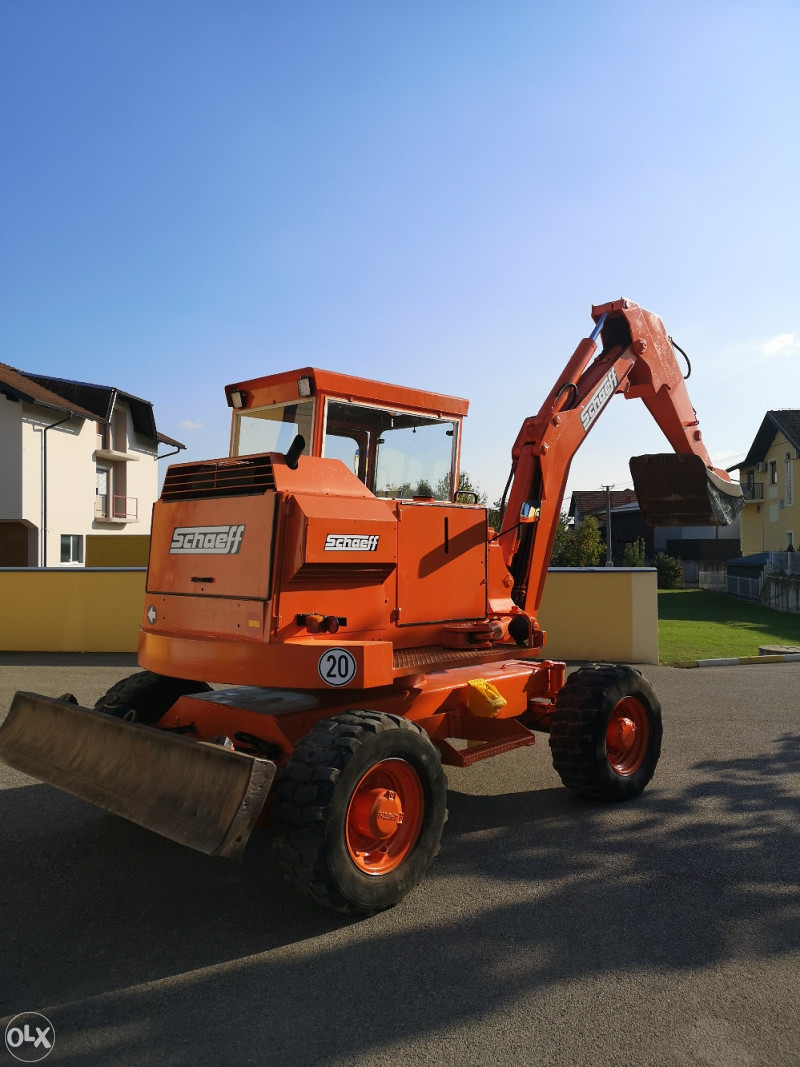 Mali Rovokopac SCHAEFF 5t BAGER tockas - Bageri - OLX.ba