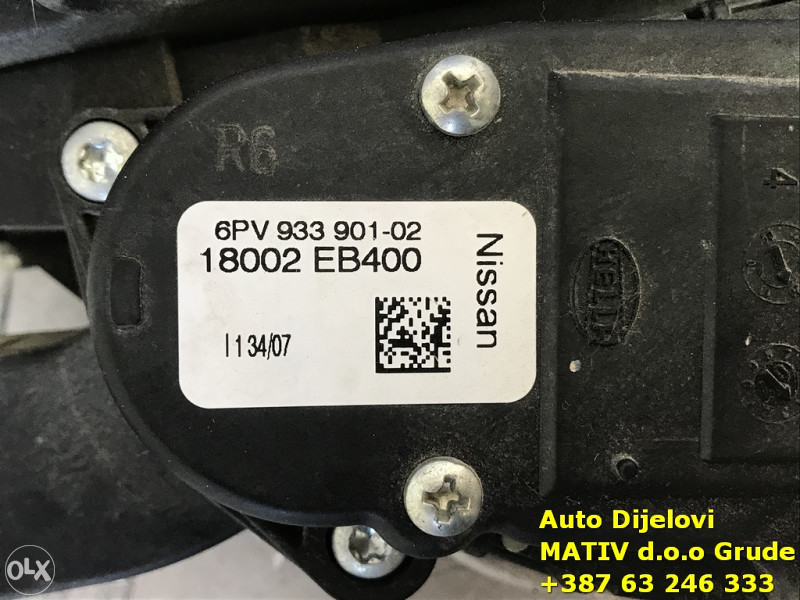 Papučica gasa Nissan Navara 2,5 DCI 2008 18002 EB400 - Papučice - OLX.ba