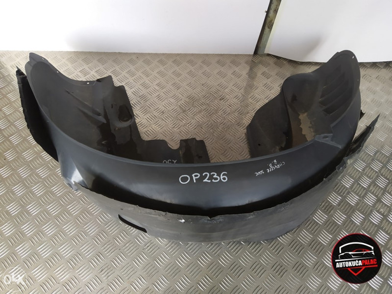 PVC obloga točka ZD Chrysler 300C 05065220AC OP236 - Plastika za ...