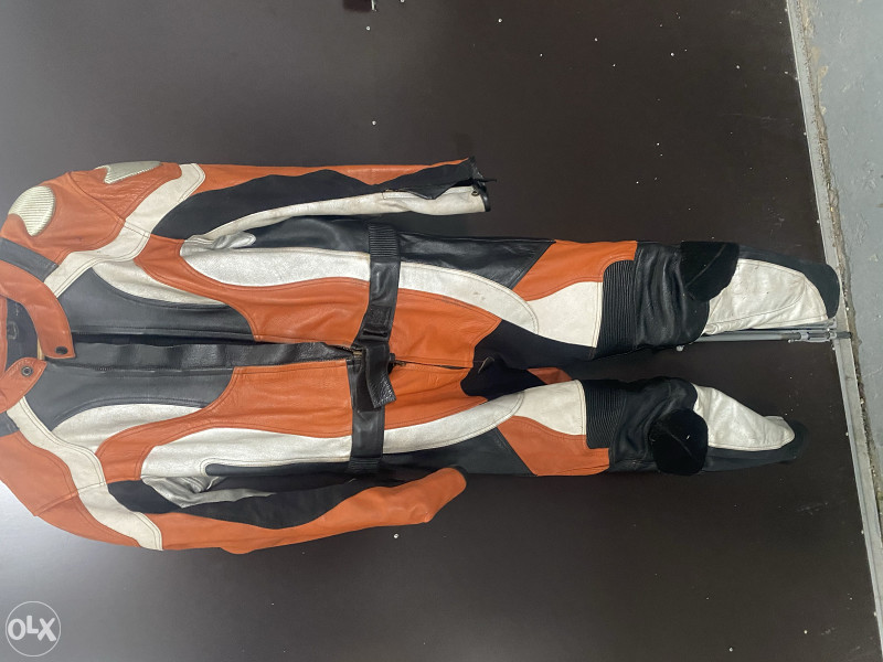 Odijelo za motor - Odijela i majice - OLX.ba