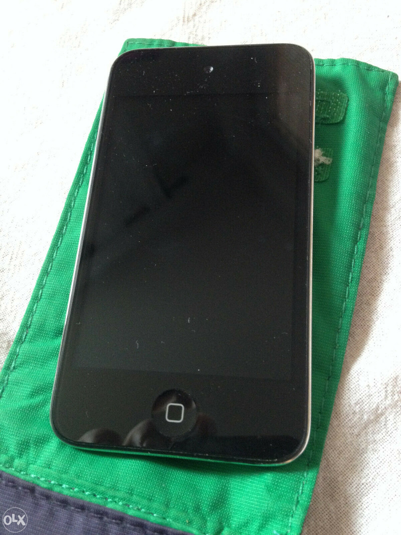 APPLE iPod TOUCH 4th GEN MODEL A1367 (32 GB) - Video iPod i mp3 playeri ...