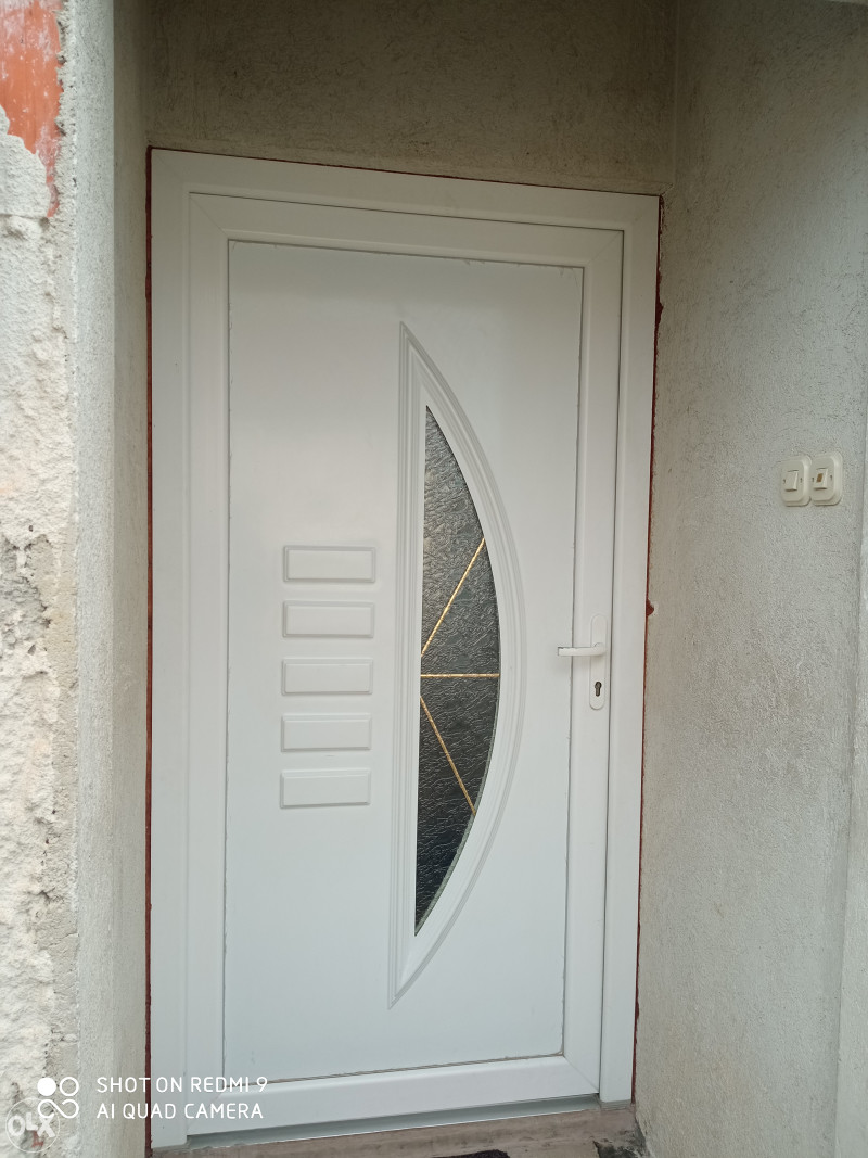 Polovna ulazna vrata - Vrata - OLX.ba