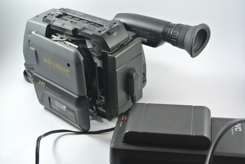 JVC GR-AX2 CAMCORDER vhs-c - Kamkorderi - OLX.ba