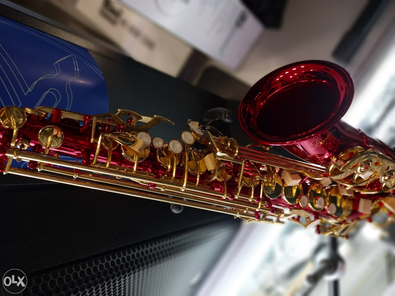 Saksofon Alt DIMAVERY SP-30Eb Red - Saksofoni - OLX.ba