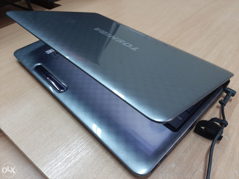 Laptop Toshiba Satellite L755D A6-3420/8G Ram/500 HDD/ - Laptopi - OLX.ba