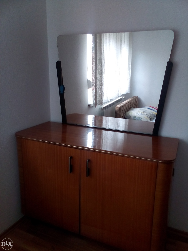 Ormar i komoda sa ogledalom. - Komode - OLX.ba