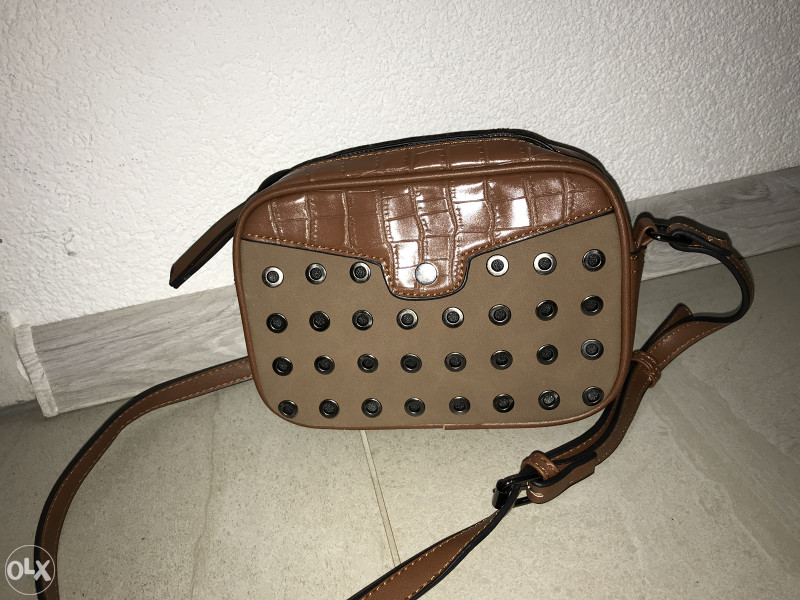 Zenske torbe vise vrsta - Casual torbe - OLX.ba