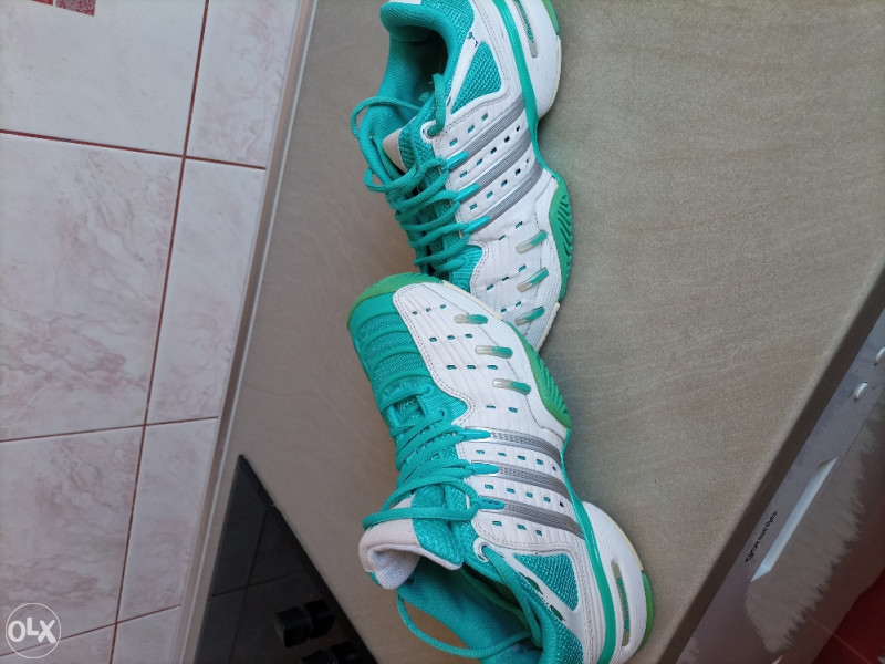 Tene ženske za sport- Orginal adidas - Tene/Patike - OLX.ba