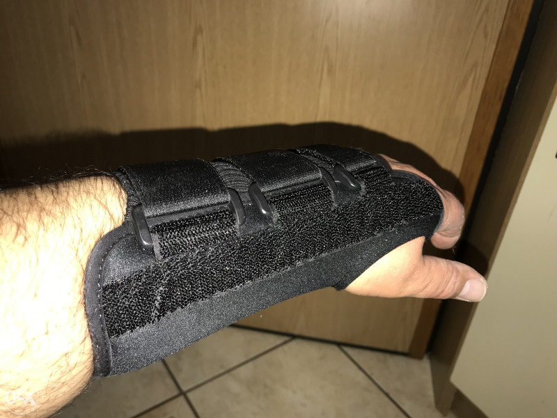 Ortoza za zglob sake lijeva sa fiksatorima - Ostalo - OLX.ba