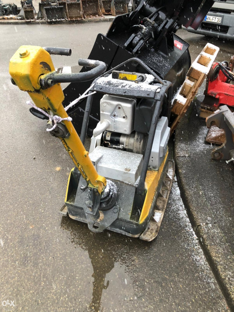 Vibro ploča WACKER - Vibro ploče i vibro nabijači - OLX.ba
