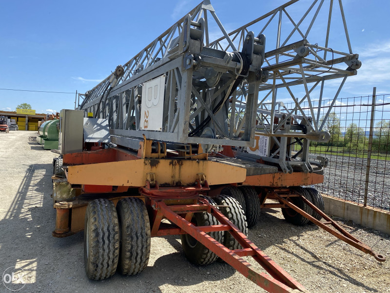 GRADJEVINSKI KRAN BENEDINI b28 - Kranovi i autodizalice - OLX.ba