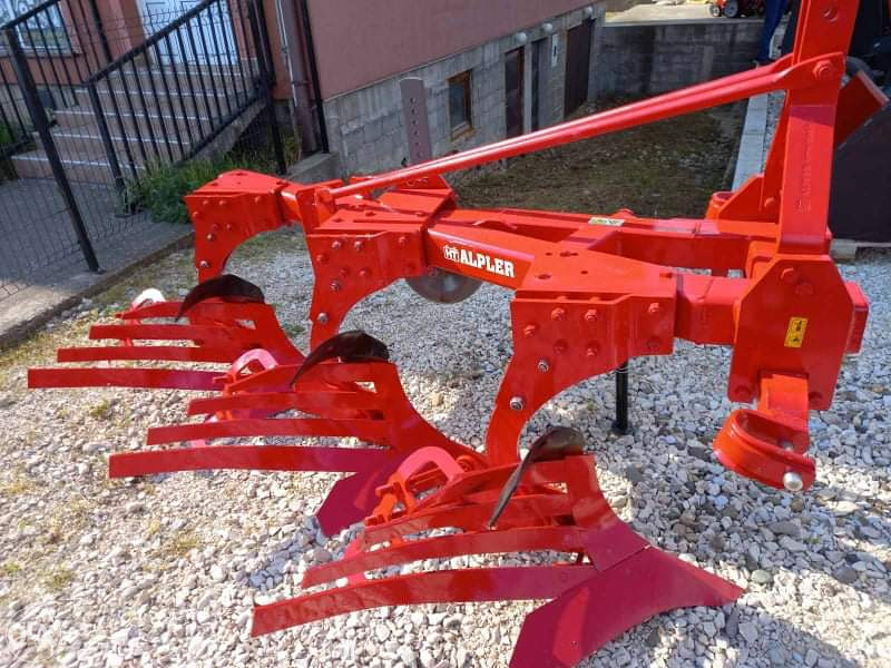 Plug ALPLER 3 brazde - Plugovi - OLX.ba