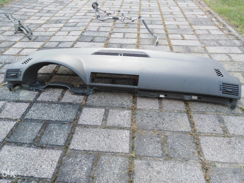 Instrument kontrolna tabla sa airbazima audi a4 b6 2003 - Instrument table - OLX.ba