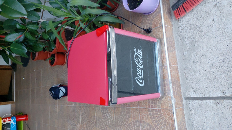 Mini frizider coca cola - Frižideri i Zamrzivači - OLX.ba