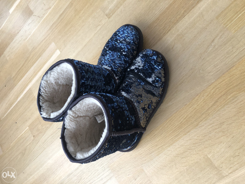 UGG cizme br 40 - Čizme - OLX.ba