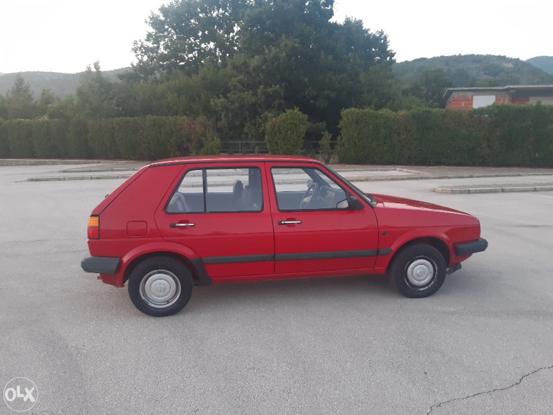VOLKSWAGEN GOLF 2//1.6.BENZIN//EXTRA STANJE//1.500KM - Automobili - OLX.ba