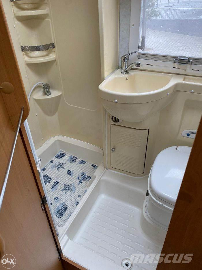 Kupujem Kamp WC s tušem. Mini WC za kamper - Ostala kamp oprema - OLX.ba