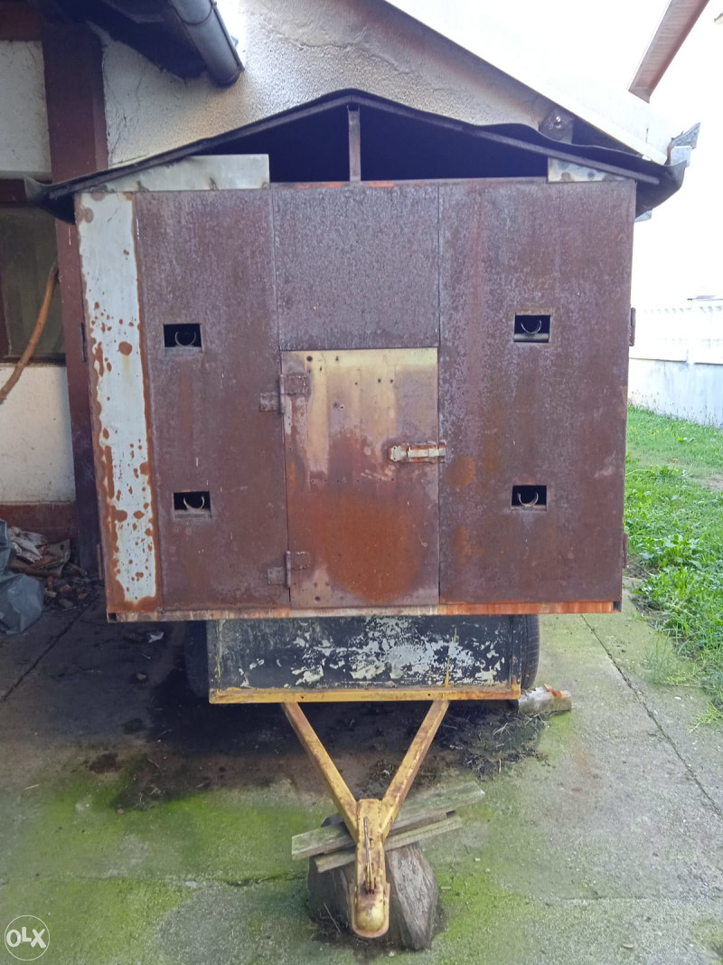 Pokretna pecenjara - Roštilji i ražnjevi - OLX.ba