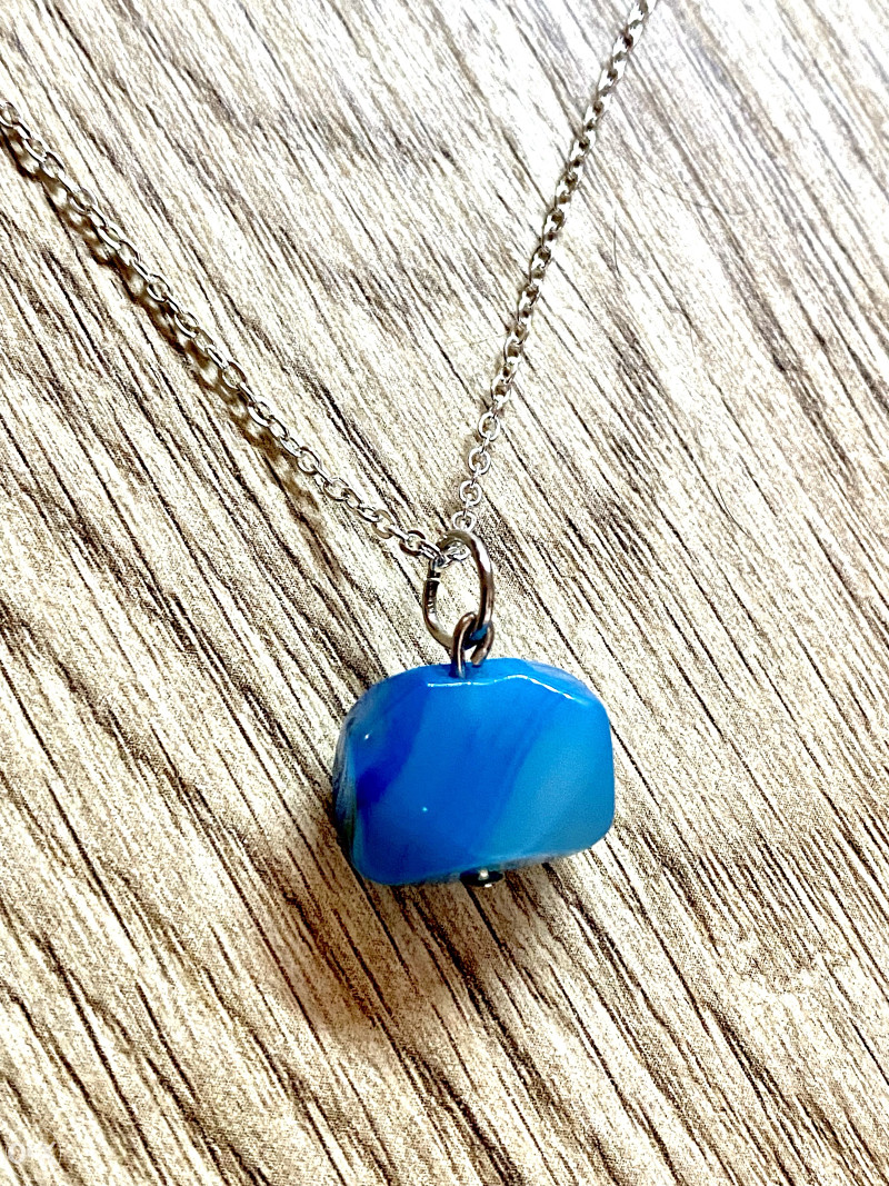 Poludragi kamen PLAVI AHAT - Lančići i Ogrlice - OLX.ba