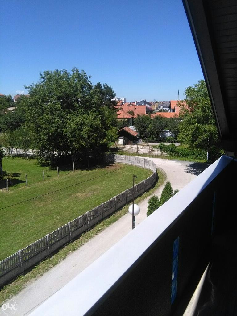 Kuca zivinice - Kuće - OLX.ba