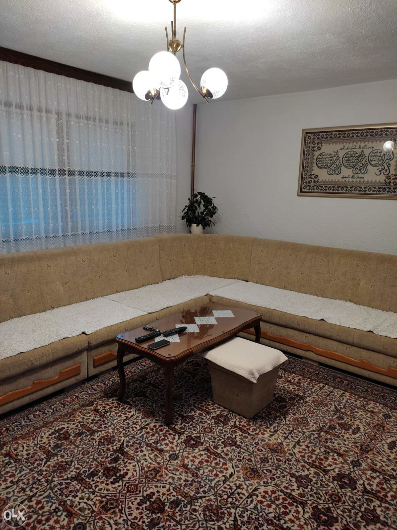 Ugao ili secija - Ugaone garniture - OLX.ba