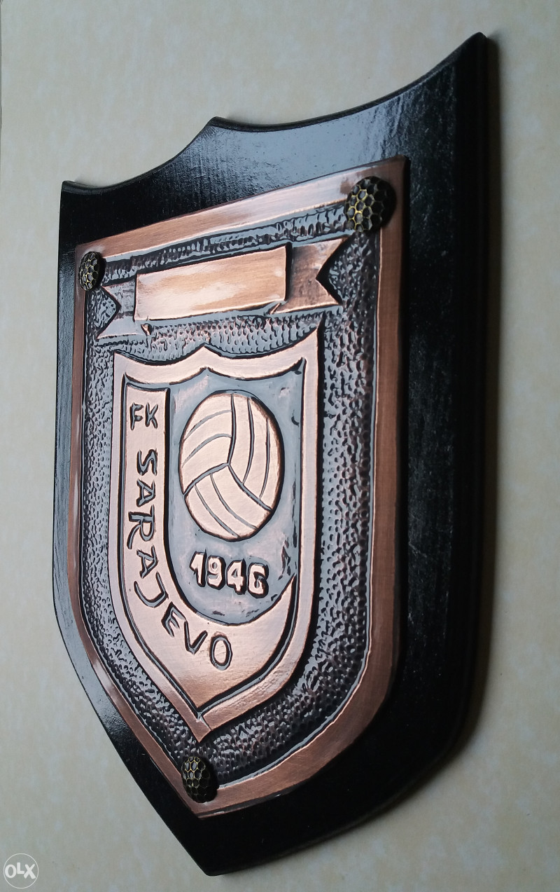 Bakrorez grb FK Sarajevo - Umjetničke slike - OLX.ba