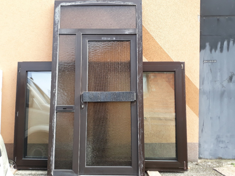 Polovna pvc stolarija/vrata ulazna - Prozori - OLX.ba