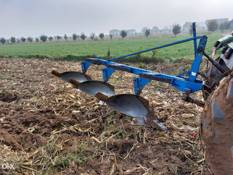 Plug Tri brazde - Plugovi - OLX.ba