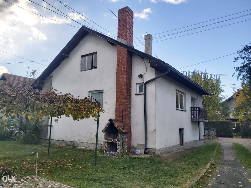 Kuća Zivinice, najbolja lokacija u gradu - Kuće - OLX.ba