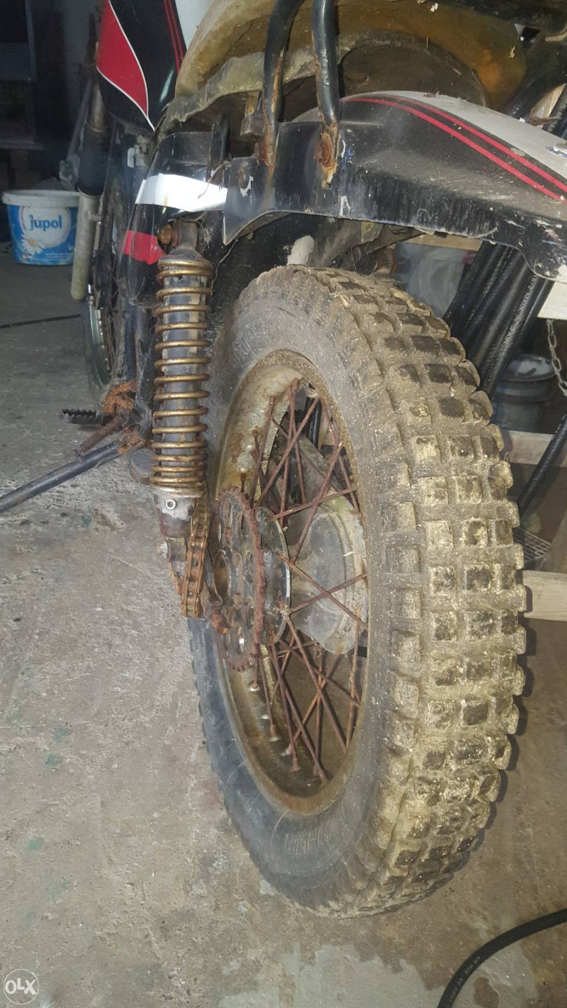 Motor kroser suzuki dijelovi - Motocikli u dijelovima - OLX.ba