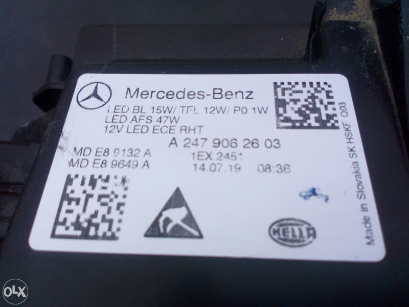 Far led desni mercedes B A2479062603 - Farovi i Štopke - OLX.ba