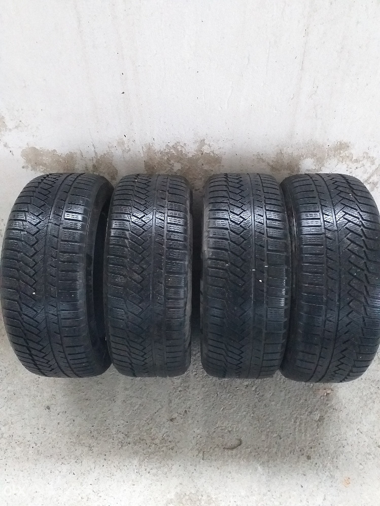 Zimske gume Continental 225 55 R16 4 komada 50KM - Gume - OLX.ba