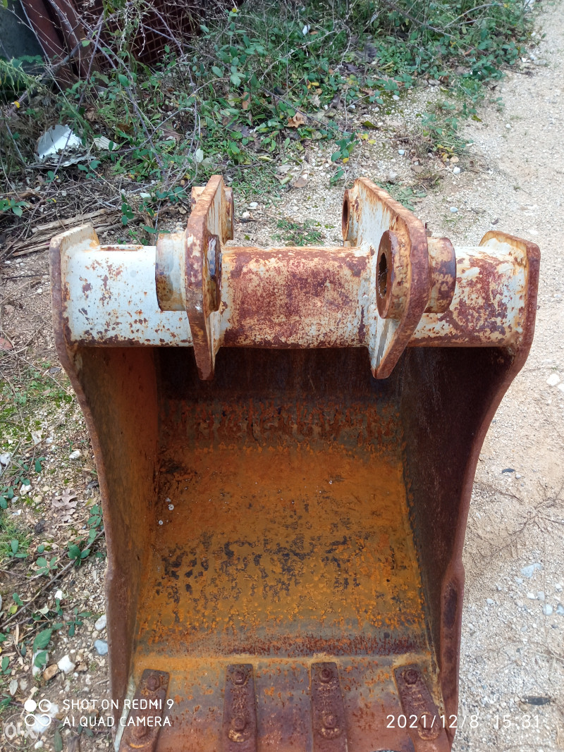 Kašika za bager kombinirku ICB - Radni priključci i oprema - OLX.ba