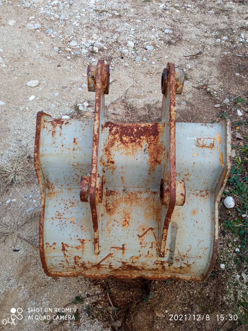 Kašika za bager kombinirku ICB - Radni priključci i oprema - OLX.ba