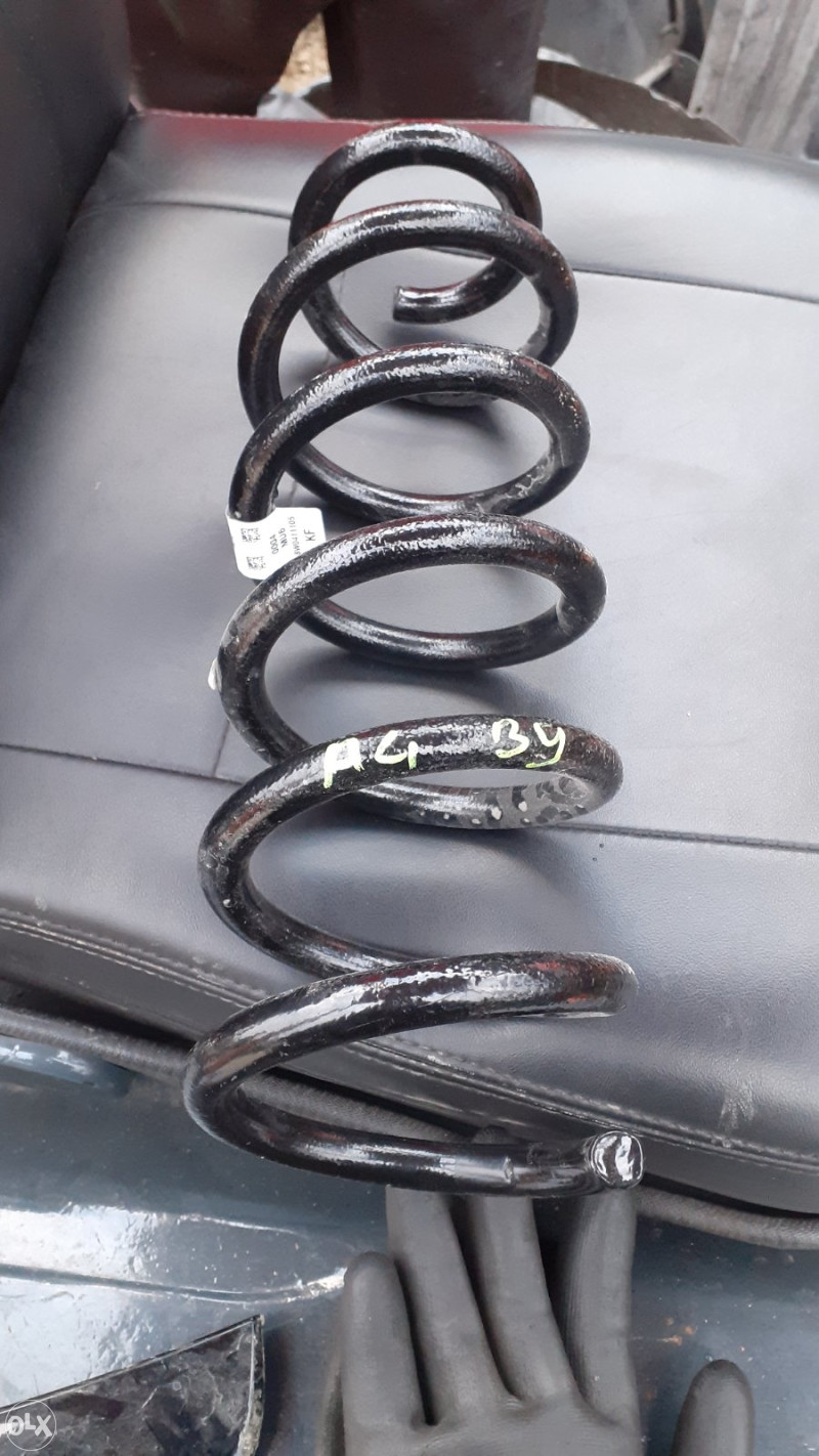 Opruga zadnja audi a4 b9 nova - Amortizeri i opruge za automobile - OLX.ba