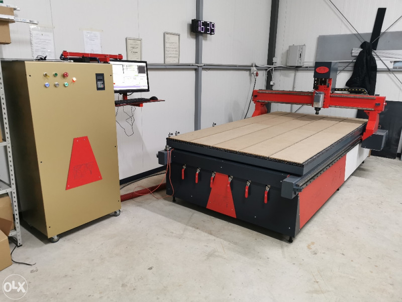 CNC mašina 1500x3000 - Strug/Glodalice/Frezeri - OLX.ba