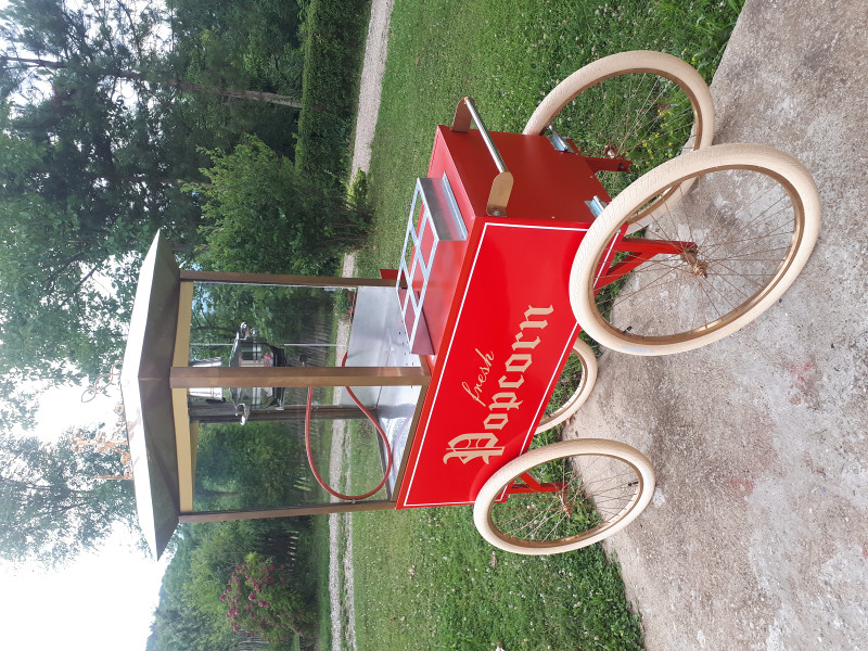 Aparat za kokice kuvani kukuruz peceni kesten - Kiosci štandovi ... Aparat za kokice kuvani kukuruz peceni kesten - Kiosci štandovi ...