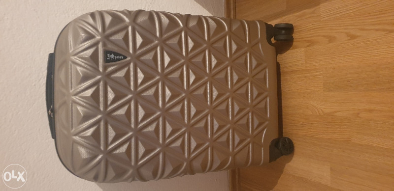 Putnicki kofer - Putne torbe i koferi - OLX.ba