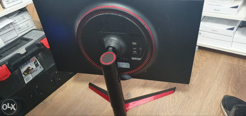 LG Monitor 27 " Full HD IPS 144HZ Gaming Panel ostecen - Monitori - OLX.ba