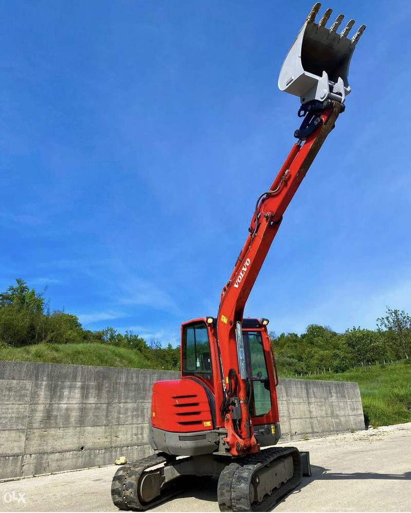 Mini bager volvo ecr 48 c - Bageri - OLX.ba