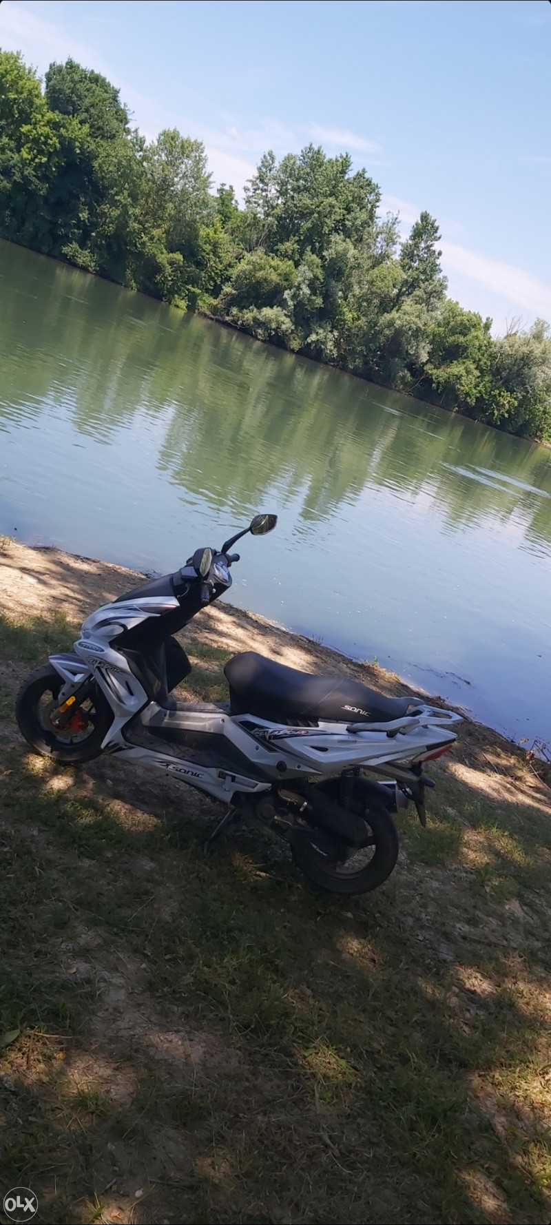 Sonic Matador - Vozila - Motocikli - Kozarska Dubica - OLX.ba