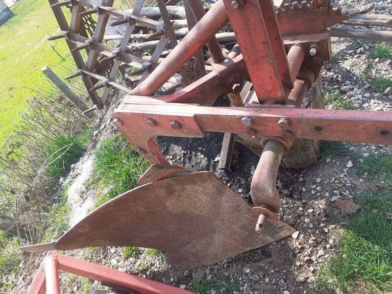 Plug za traktor imt jednoobrazni - Plugovi - OLX.ba