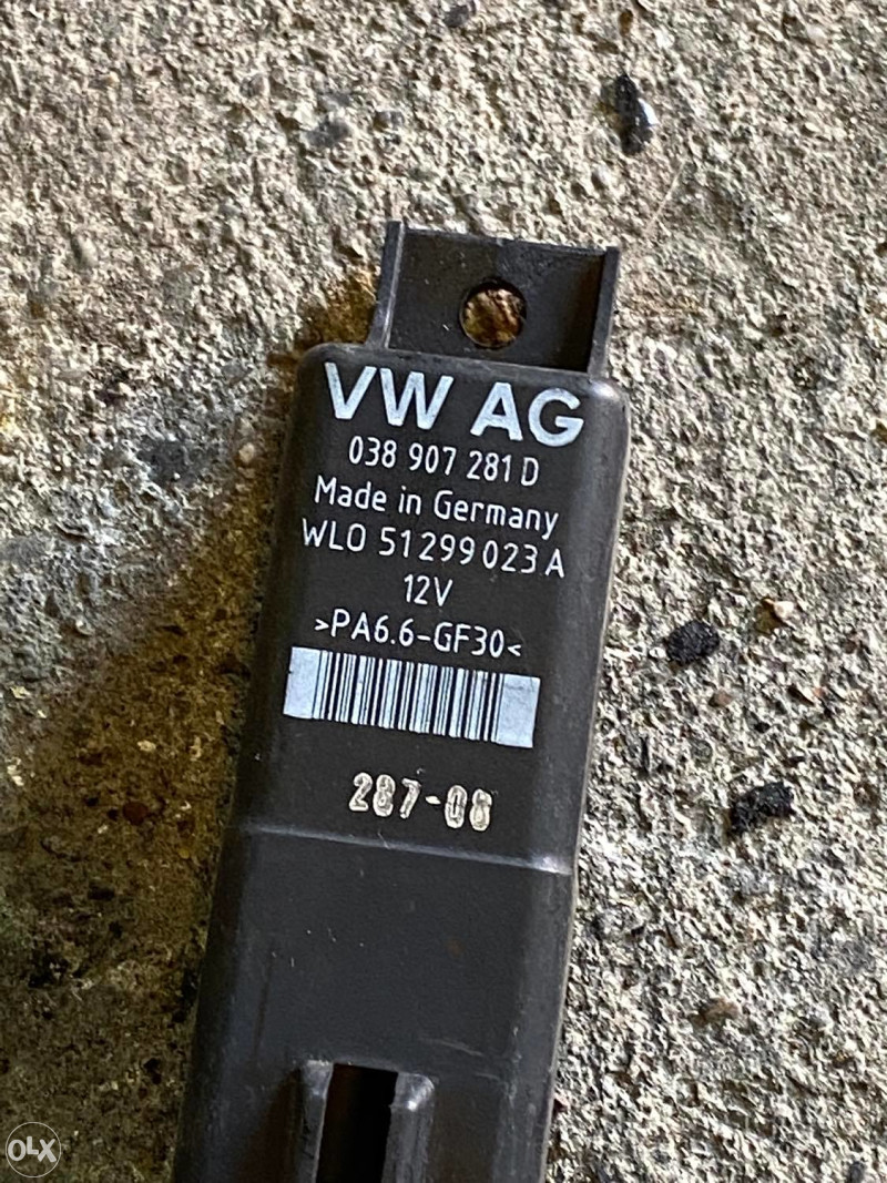 Relej Grijaca VW Audi Skoda Seat 038907281D - Releji - OLX.ba