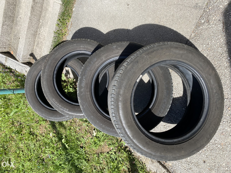 225/55/16 ljetne gume - Gume - OLX.ba