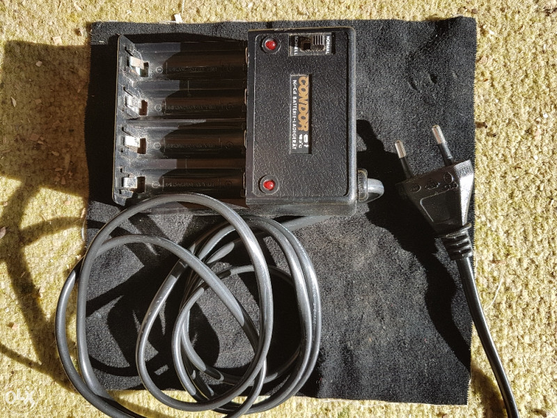 Punjac za baterije - Baterije i punjači - OLX.ba