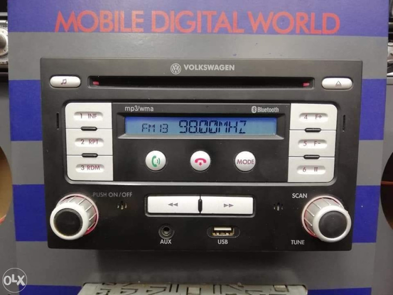 Originalni auto radio za VW Vozila - CD/DVD/MC/Radio player - OLX.ba